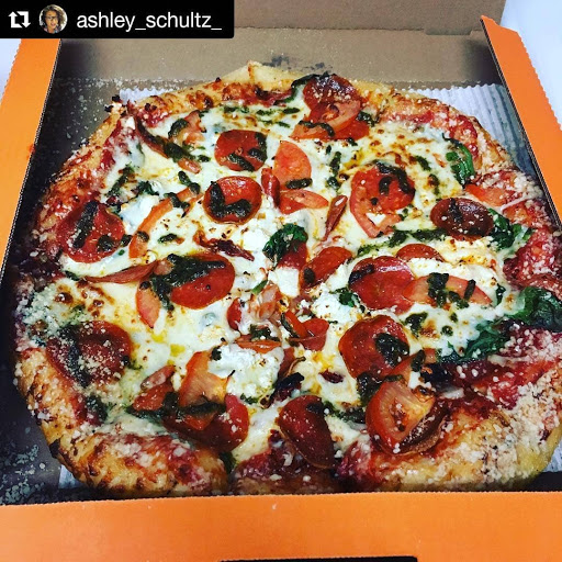 Make It Your Own & Customize Your Pizza | Cottage Inn Pizza